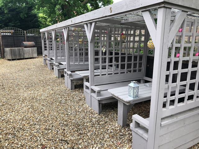 International, exquisite food and drink | The Derby Inn, North Warnborough